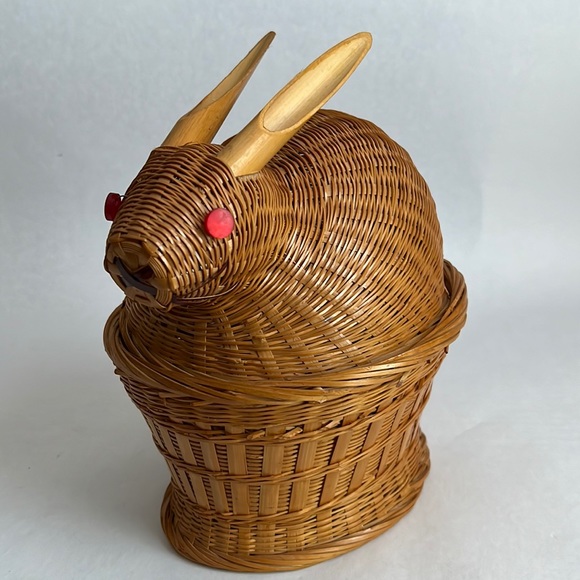 Accents | Vintage Rabbit Wicker Basket | Poshmark